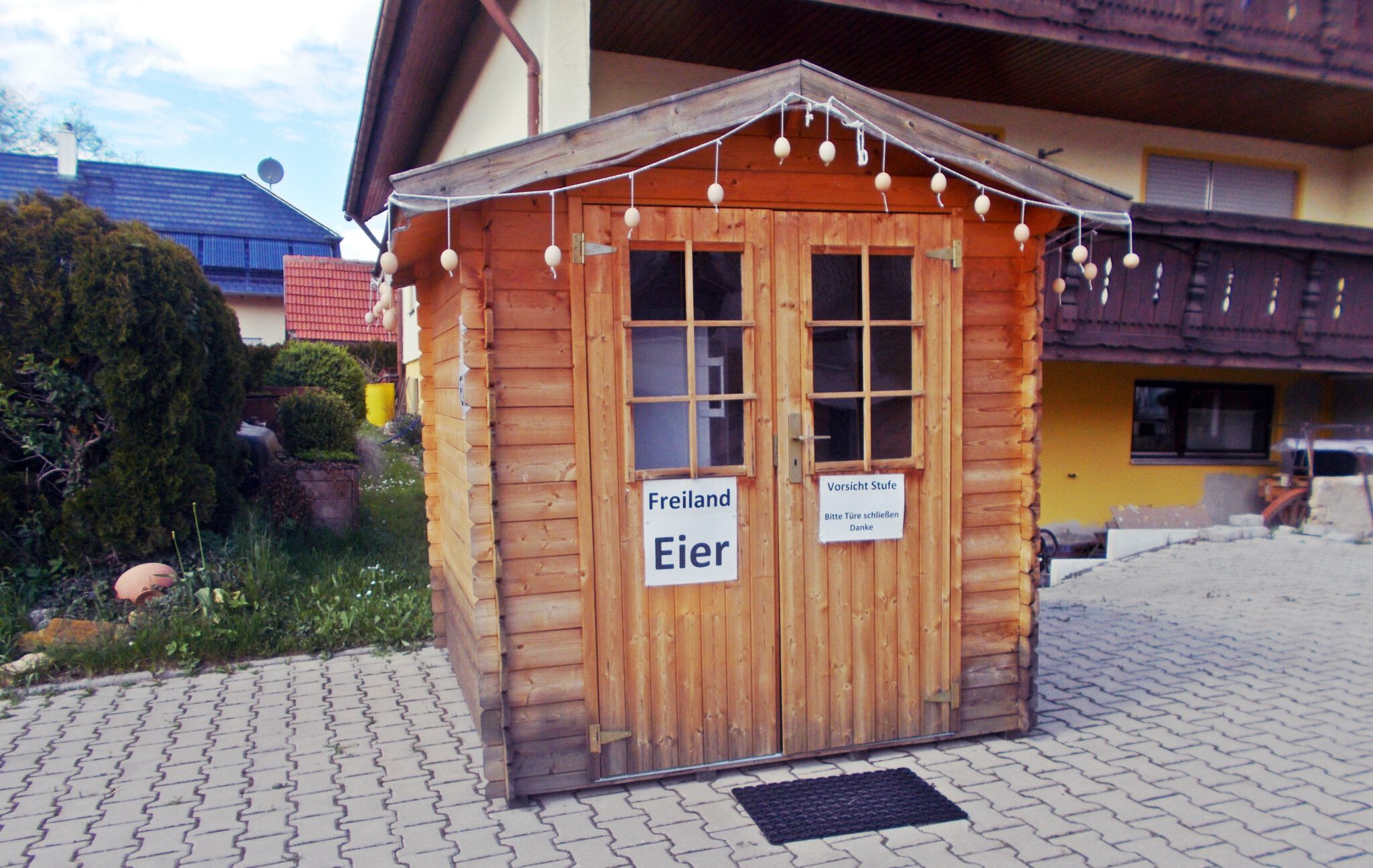 HÜHNERMOBIL – OSTALBSTUTENMILCH.DE